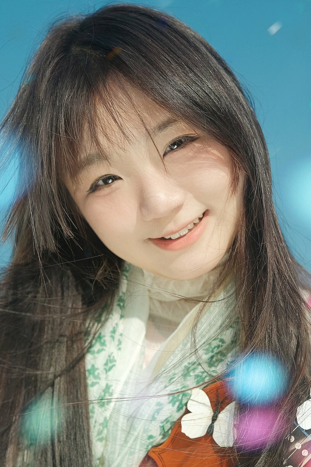 Model: Yang Zi (样子)